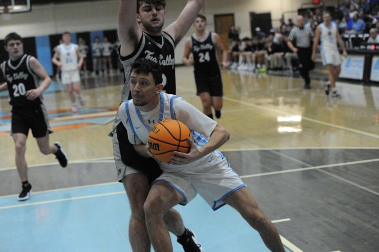 No. 3 Panthers smack rival Mingo Central, 67-38 | Sports ...