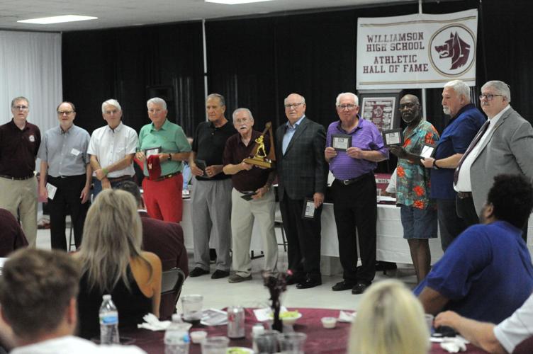 WHS HOF honors 1964 basketball and 1965 baseball state champions ...