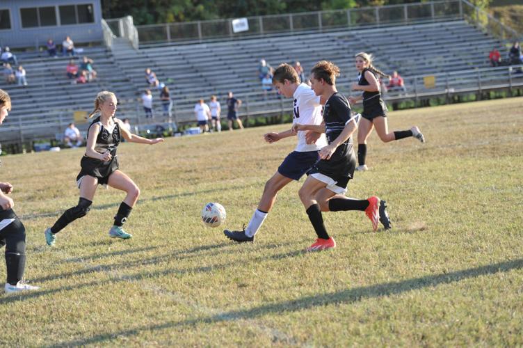 Tug Valley earns shutout win against Man | Sports | williamsondailynews.com