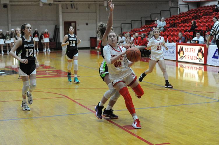 Lady Pirates pull away in 4th to beat Tug Valley | Sports ...