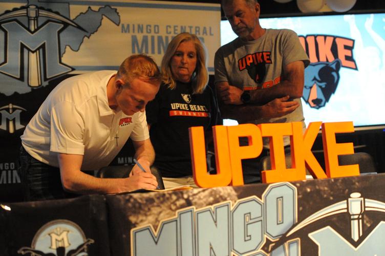 Pair of Mingo Central student-athletes sign with UPIKE | Sports ...