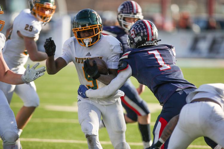 Highlanders win first state football championship | Sports ...
