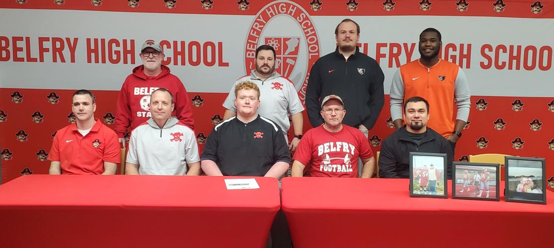 Belfry center Max Dotson signs with UPIKE | Sports | williamsondailynews.com