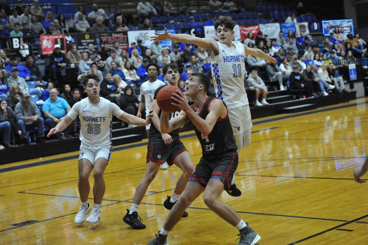 Hornets rally in 4th to top Belfry, 67-63 | Sports ...