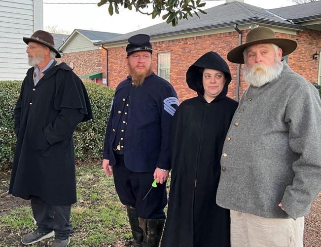 Lotz House hosts illumination ceremony commemorating Battle of Franklin ...