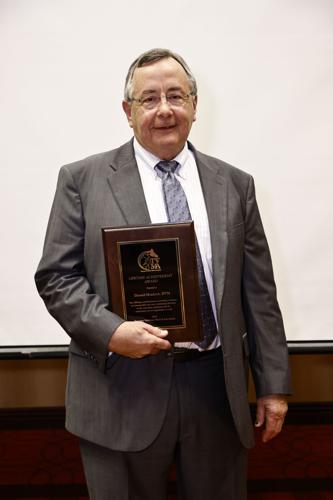 Local veterinarians earn statewide awards | WLife | williamsonherald.com