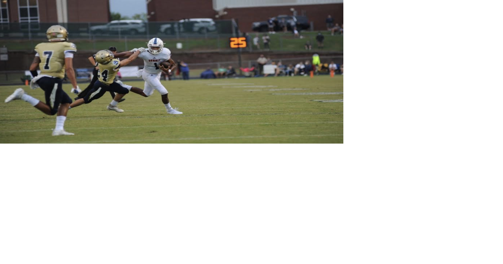 Football: Wade powers Summit comeback over Indy in wild 'Border Battle ...