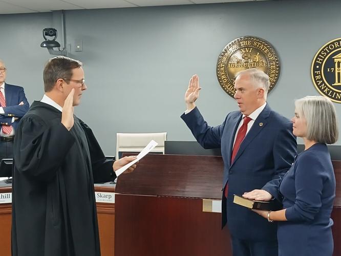 Harlin vote postponed until March 2026, Baggett named vice mayor ...