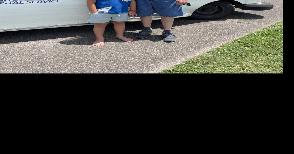 Local mailman retires after 26 years on same route | Communities ...