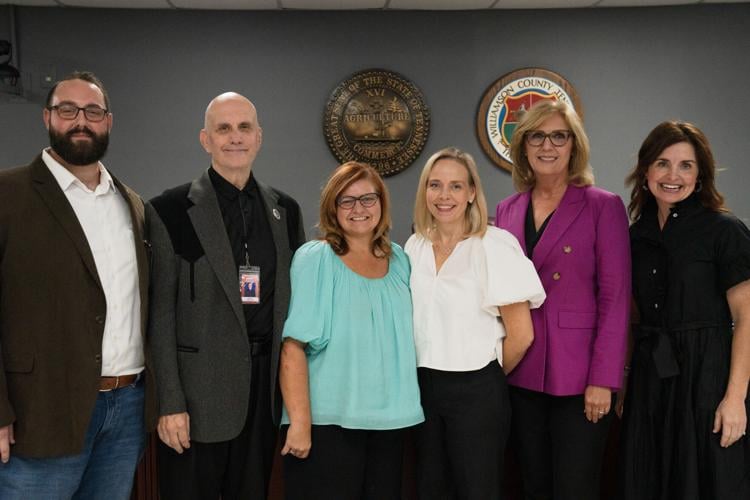 New WCS school board members sworn in | Education | williamsonherald.com