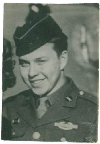 SALUTING OUR HOMETOWN HEROES: Roy Barker recalls his Army experience ...