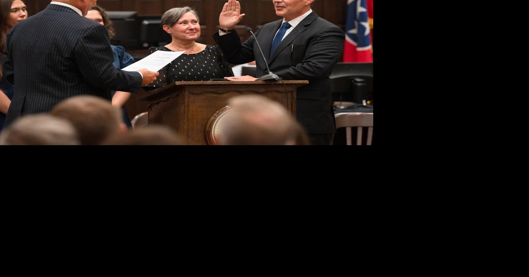 David Veile sworn in as circuit court judge | Local News ...