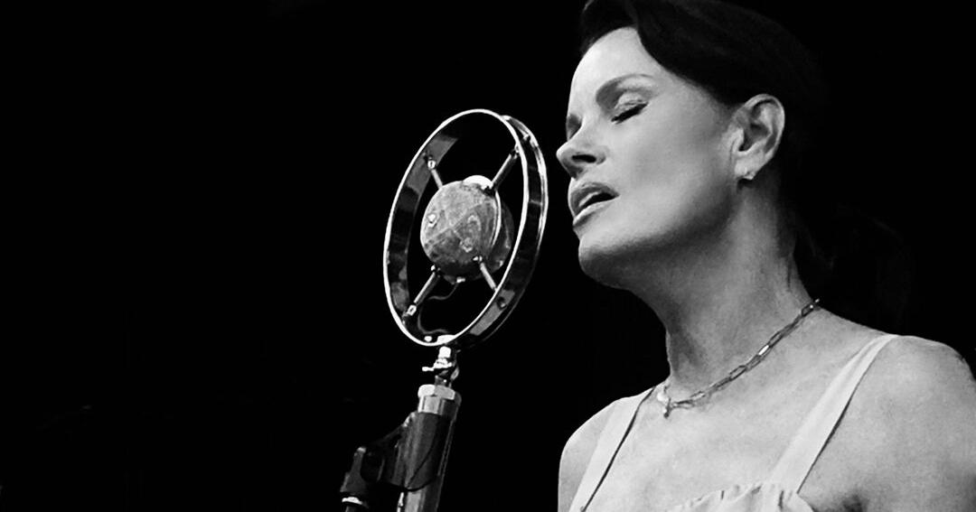Jazz artist Stewart returns to her singing roots at Fox & Locke ...