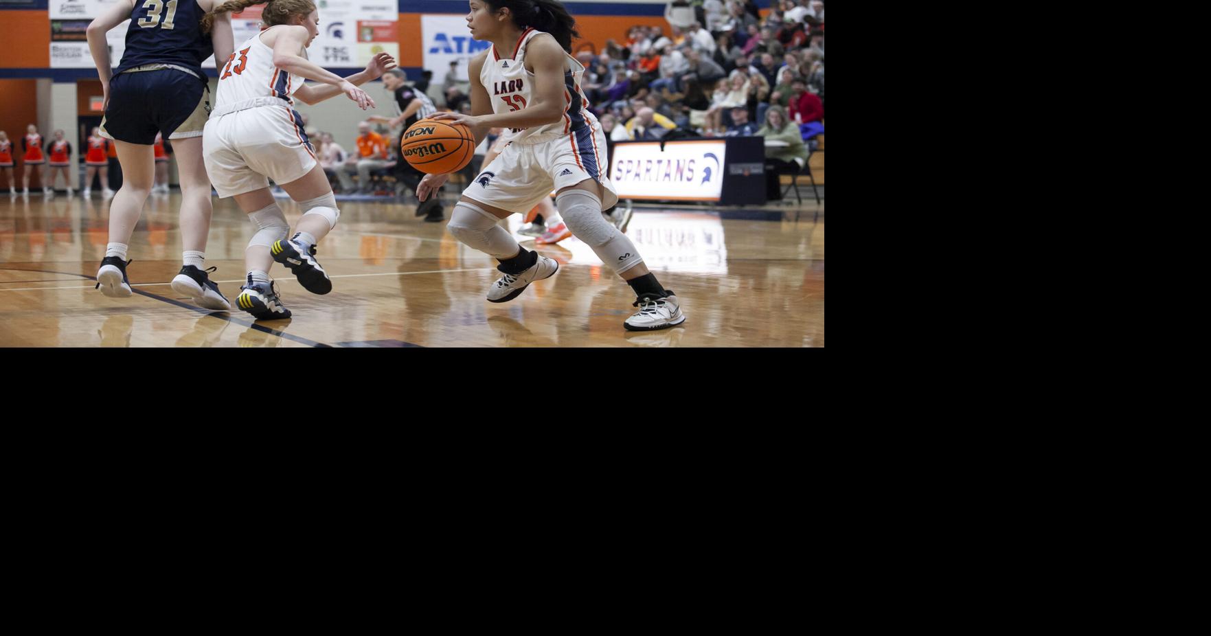 Hoops: Rizane, Johnston lead Summit past Indy to even Border Battle ...