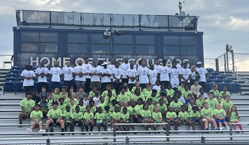 Franklin’s Dodson hosts 4th annual football camp, continues giving ways ...