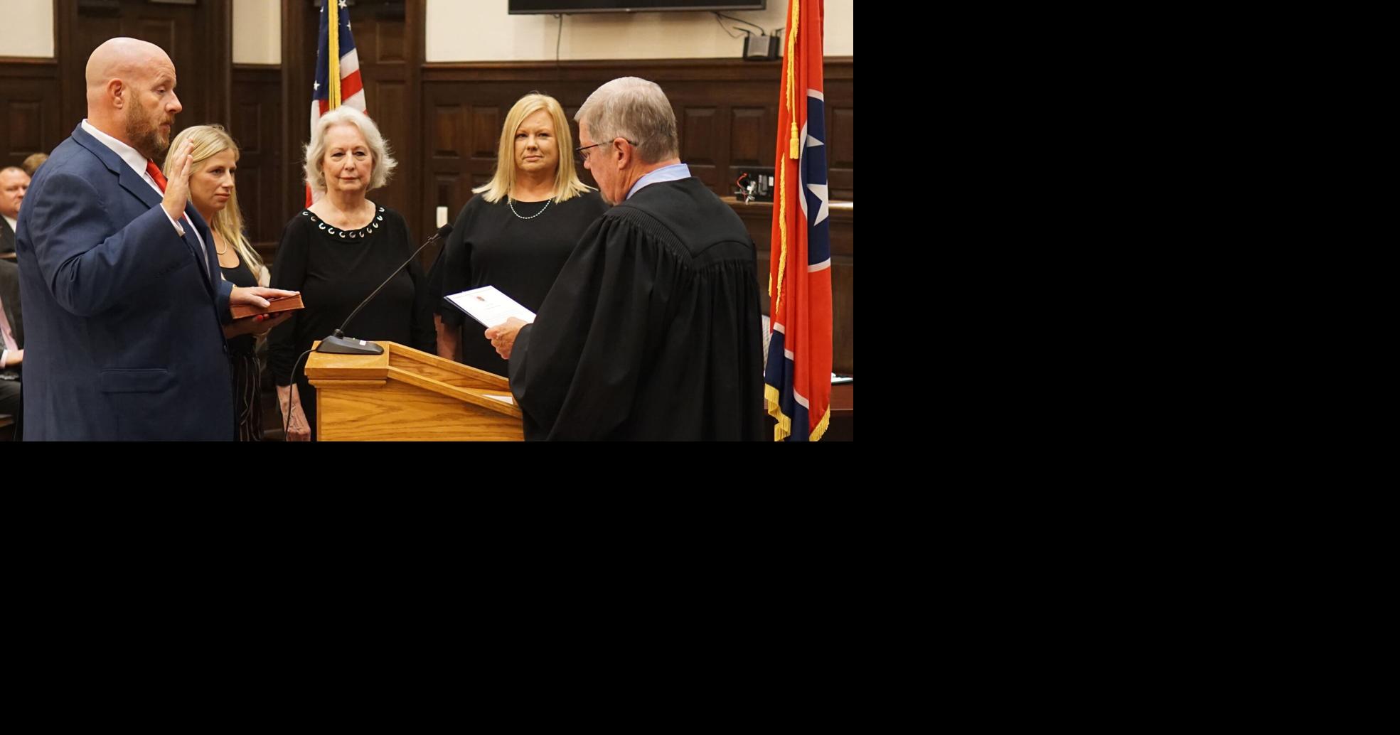 Recently-elected county officials swear oaths of office at ceremony ...