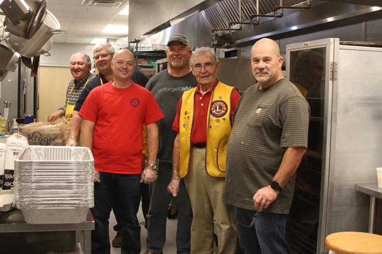 Lions Club holds breakfast for vendors at Dickens and early risers ...