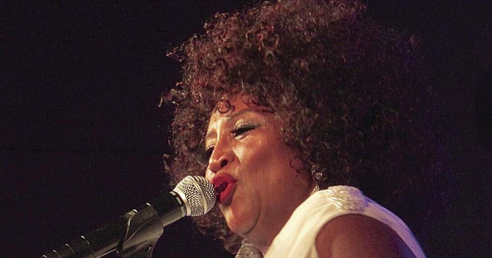 Long a backup singer, Gale Mayes now taking center stage ...