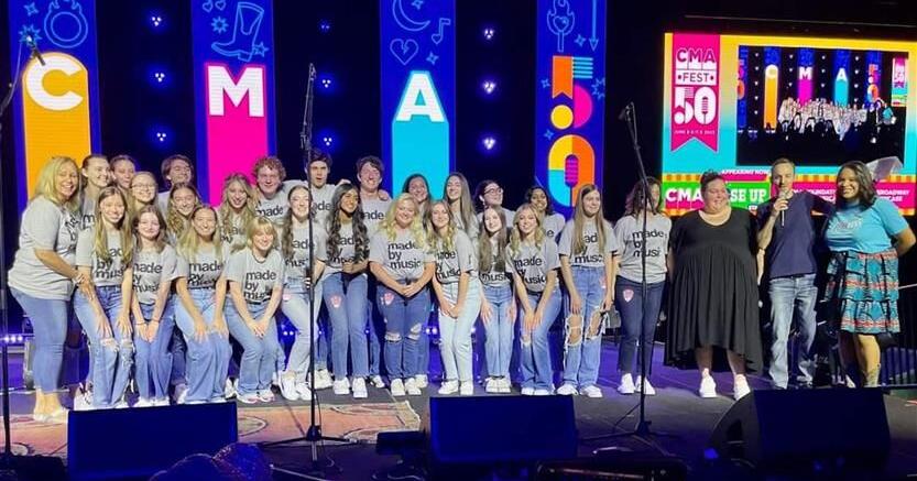 Page theater students perform at CMA Fest | Schools | williamsonscene.com