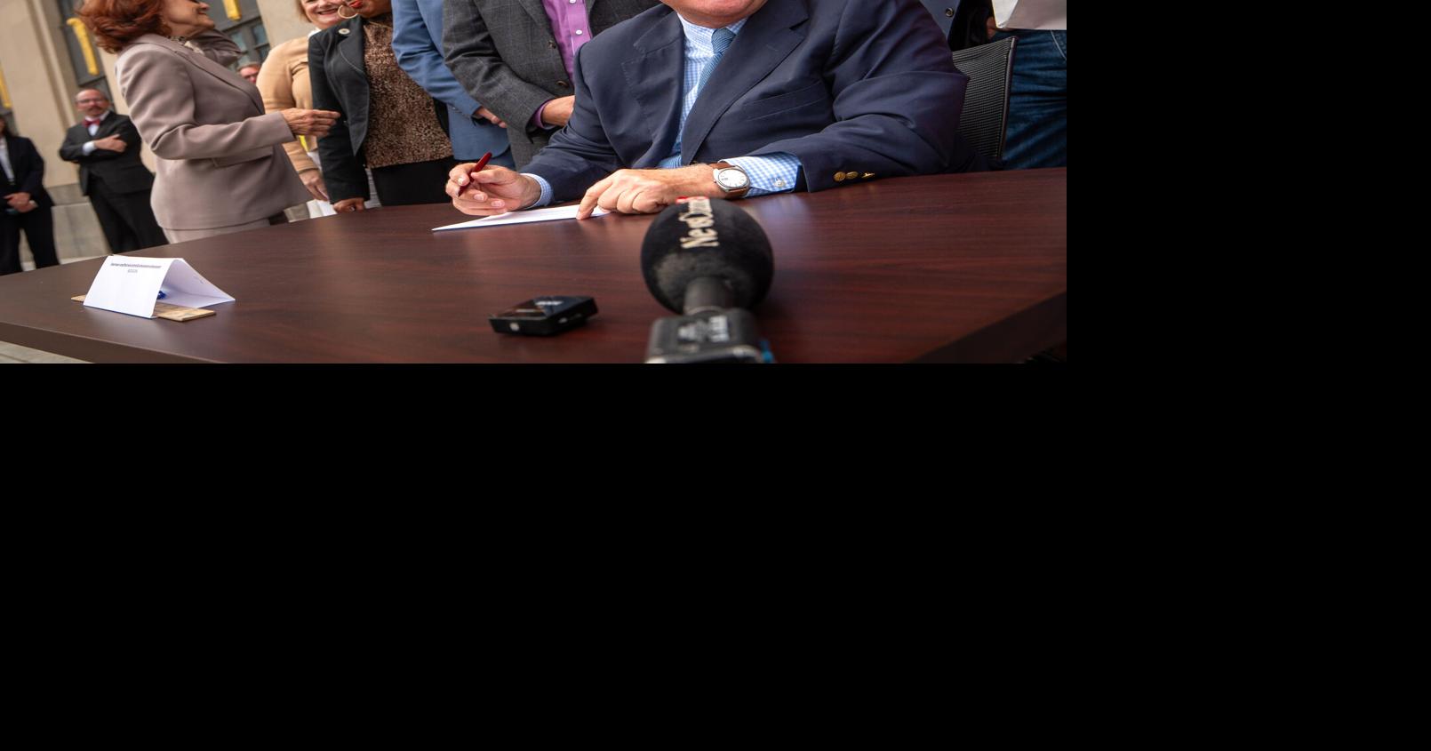 Mayor Cooper signs slew of legislation as term ends | News ...