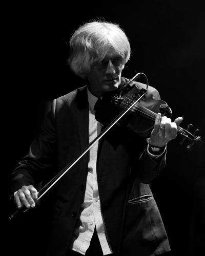 John Prine’s Storytelling Lives On Through Long-time Band Members ...