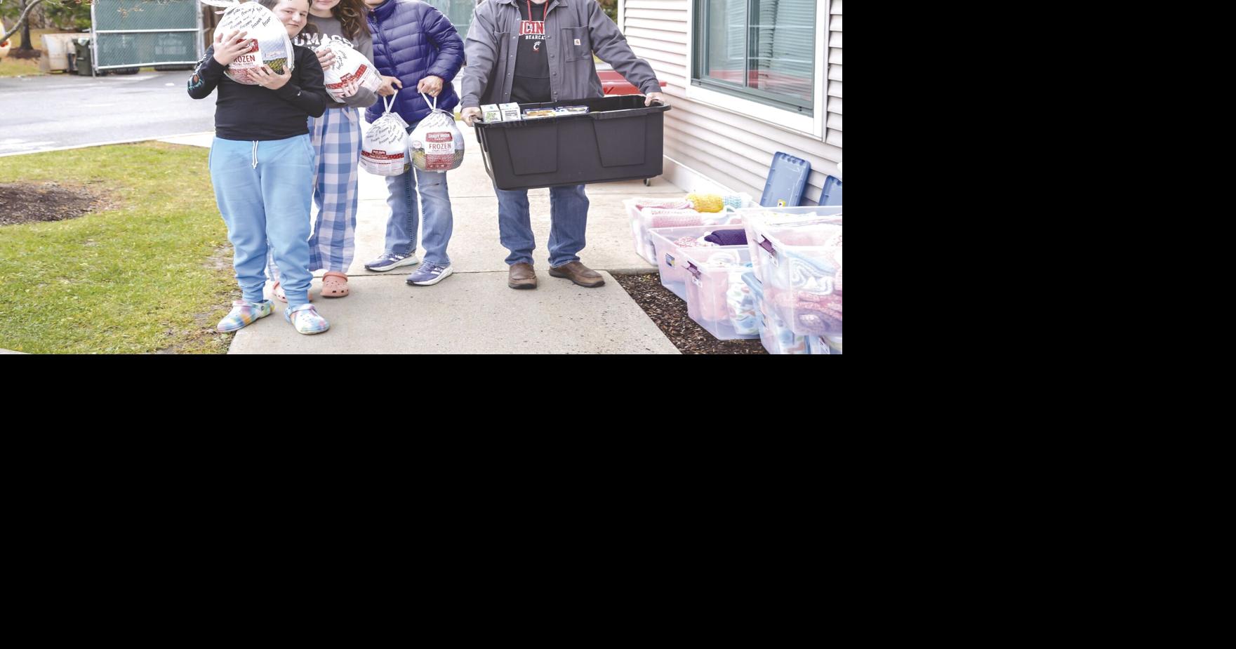 Town turns out with tons of turkeys | Community | willistonobserver.com