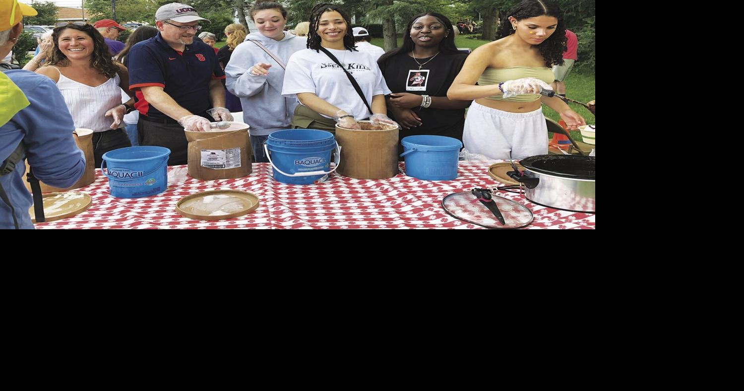 Students join elders as ice cream scoopers | Williston ...