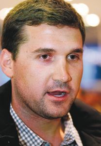 Fans flock to see Nats star at Stutzman event | News | winchesterstar.com