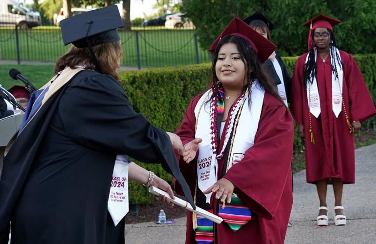 'A new century of Judges': Handley celebrates its 101st graduating ...