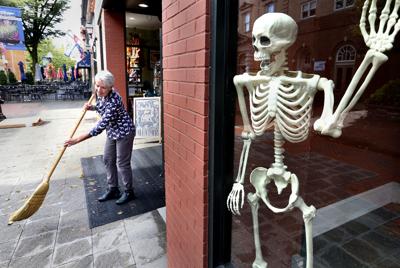 Hello, Halloween | Winchester Star | winchesterstar.com