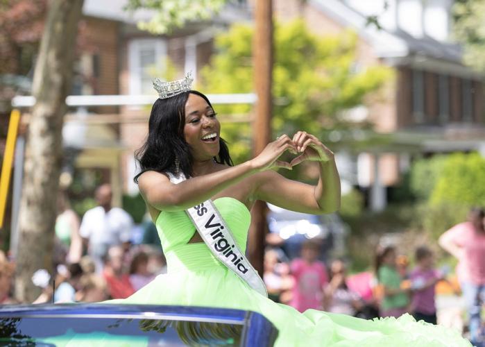 Big crowds, mostly sunny weather = 2025 Grand Feature Parade success ...
