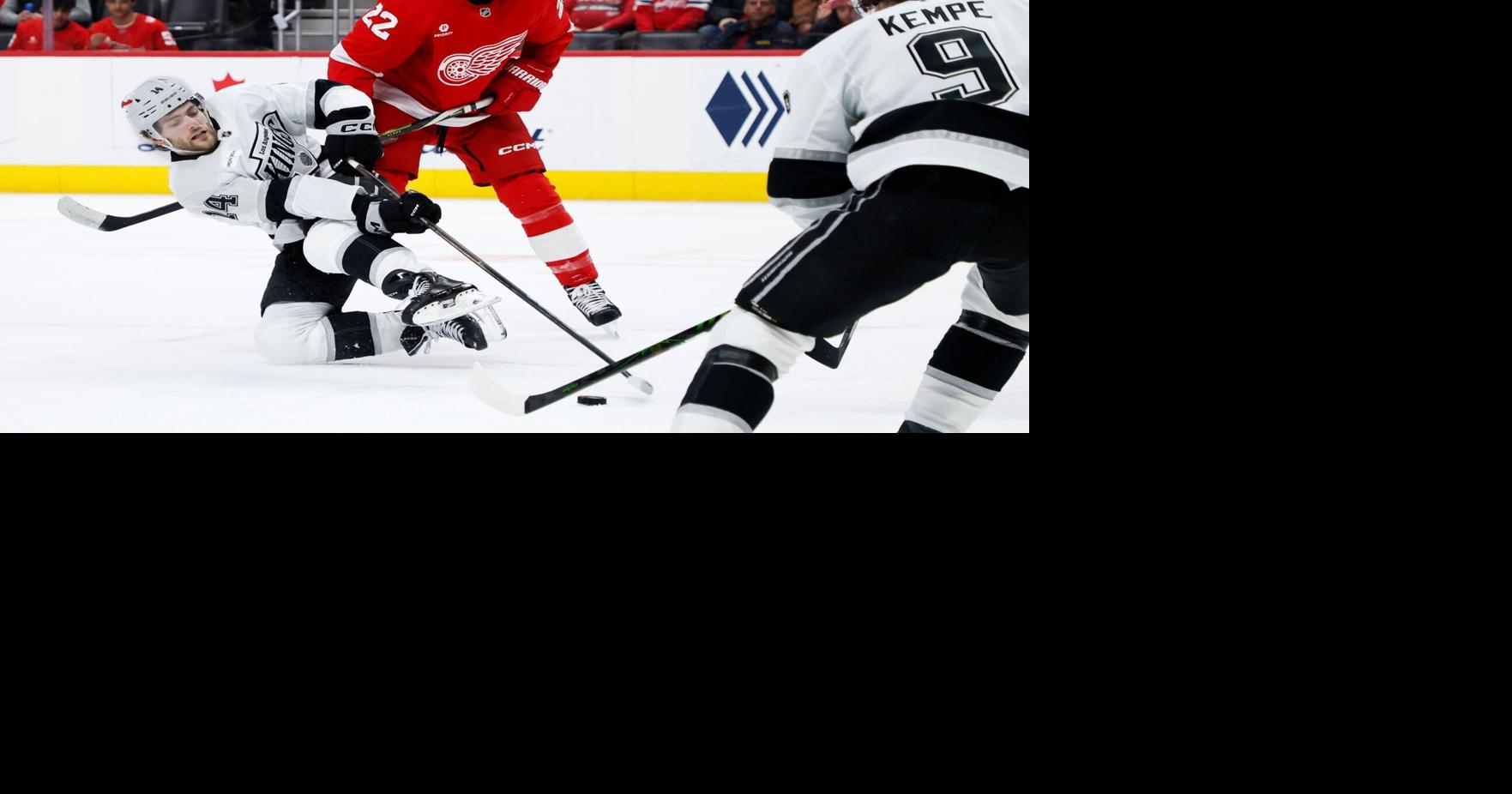 Detroit's Patrick Kane ties Modano for American-born NHL points mark in ...