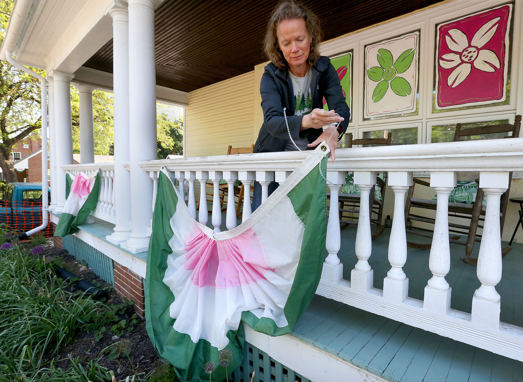 De-Blooming | Eedition | winchesterstar.com