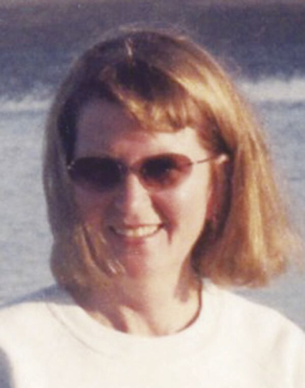 Carolyn Stotler Baylis | Obituaries | winchesterstar.com