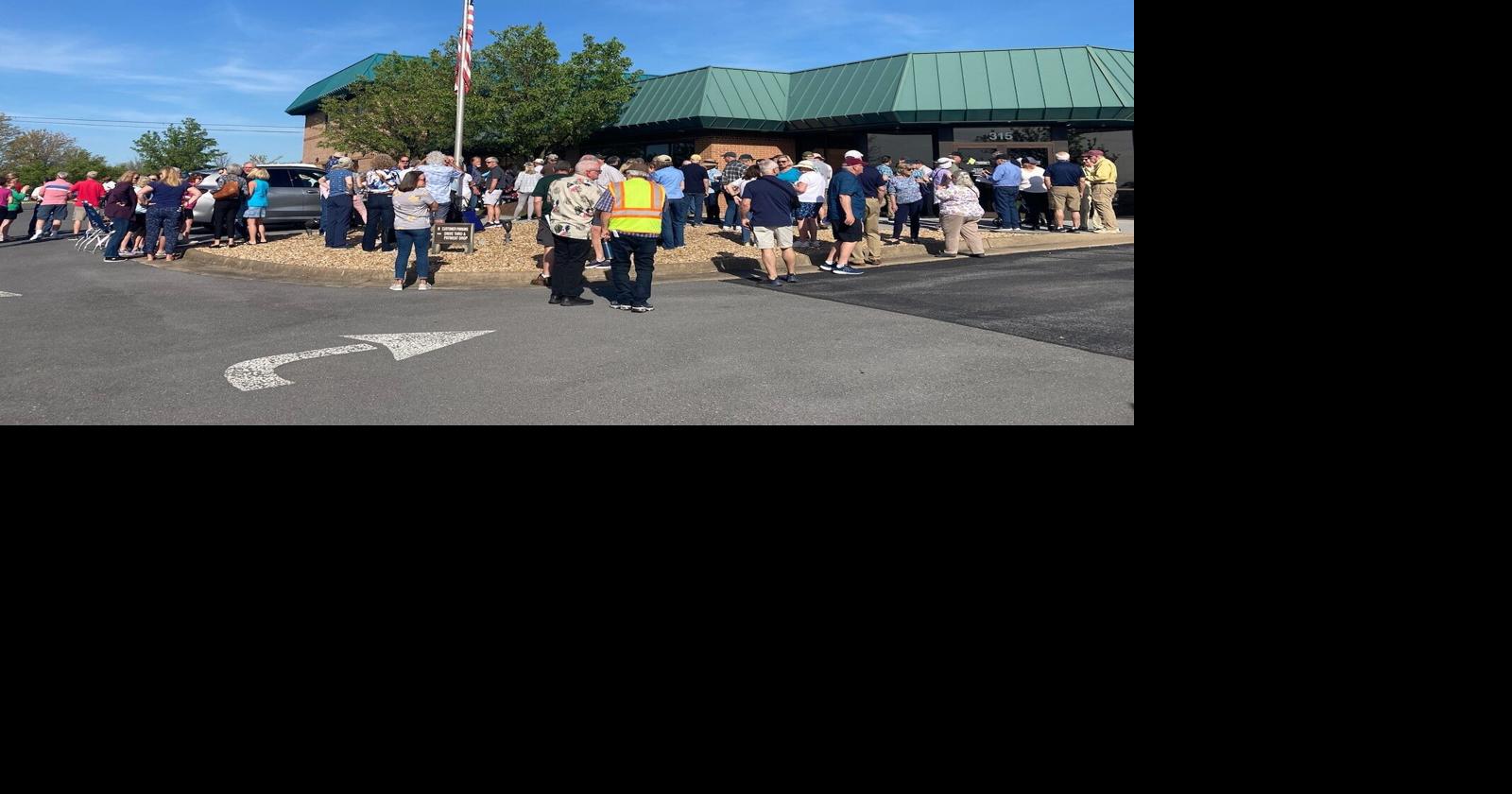 Lake Frederick residents stage protest against new Frederick Water fee ...