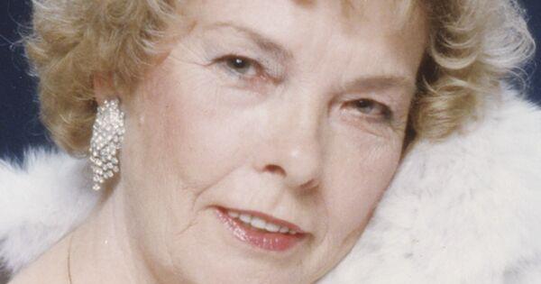 Colleen Pearl Shoemaker | Obituaries | winchesterstar.com