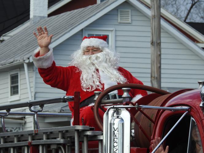 Clarke County Christmas Parade delights spectators | Winchester Star ...