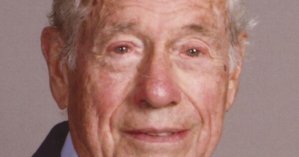 Robert H. "Bob" Kirk | Obituaries | winchesterstar.com