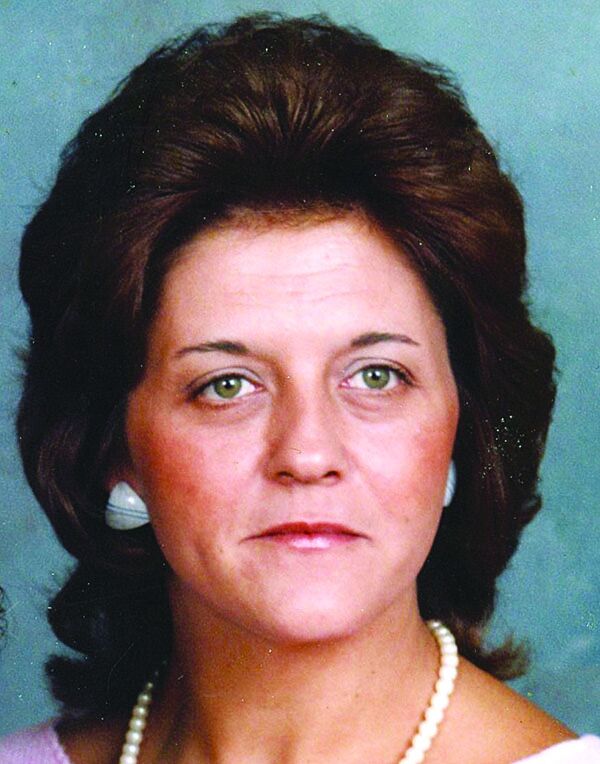 Brenda Jean Lake | Obituaries | winchesterstar.com