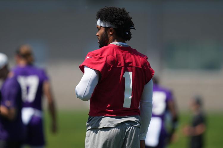 Vikings' McCarthy aims 'upward' as Murray's arrival creates another QB ...