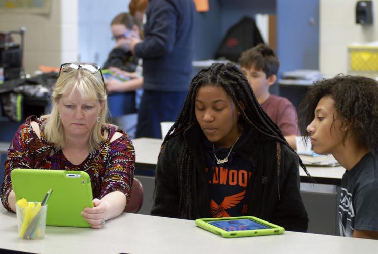 Redbud Run Elementary students get hyped about coding | Winchester Star ...