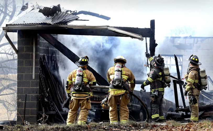 Structure fire in Clarke County destroys vehicles | Winchester Star ...