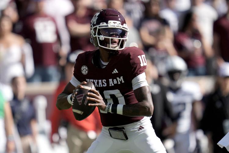 Reed's 3 TD passes in 1st quarter propel No. 3 Texas A&M past Samford ...