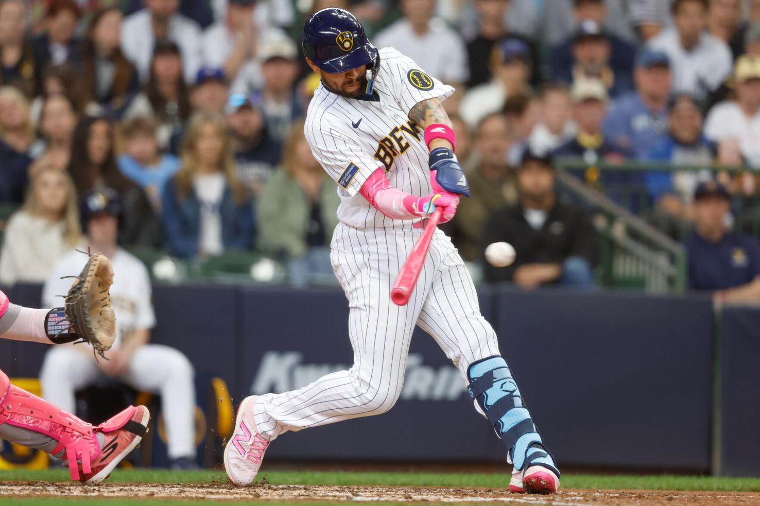 Brewers' Blake Perkins delivers big hit in his first Mother's Day since ...