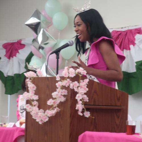 NBC 4 meteorologist Amelia Draper shines Ladies' Horticultural Luncheon ...