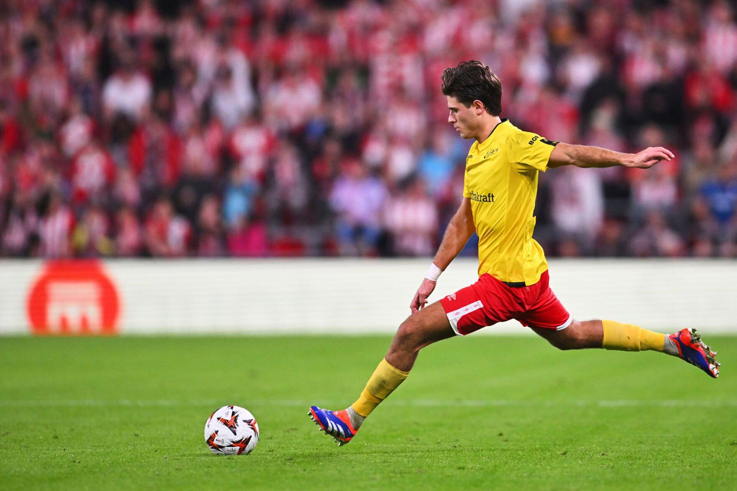 Sweden midfielder Zeneli joins Union Saint-Gilloise ahead of World Cup ...