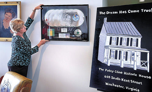 Patsy Cline exhibit opens | Lifestyles | winchesterstar.com