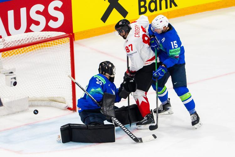 Canada remains perfect in five games at the ice hockey worlds after ...