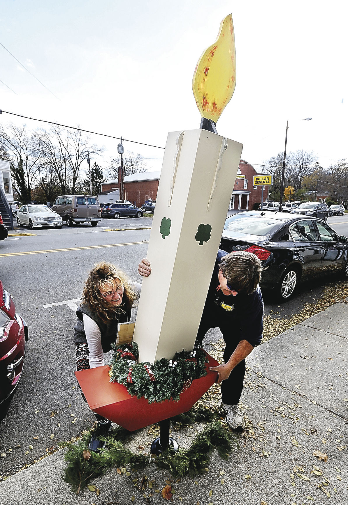 Berryville meters decorated for holiday season | News | winchesterstar.com
