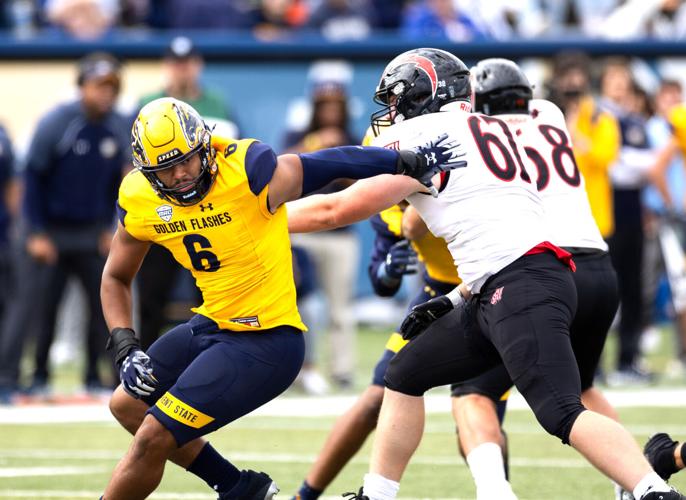 Division I college football roundup: Lawson leading Hokies in tackles ...